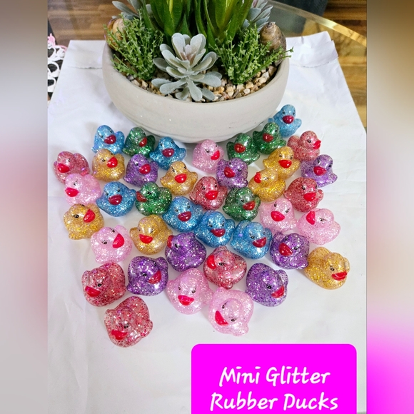 Toys | 6 Pack Mini Glitter Rubber Ducks Party Favorsjeepers ...